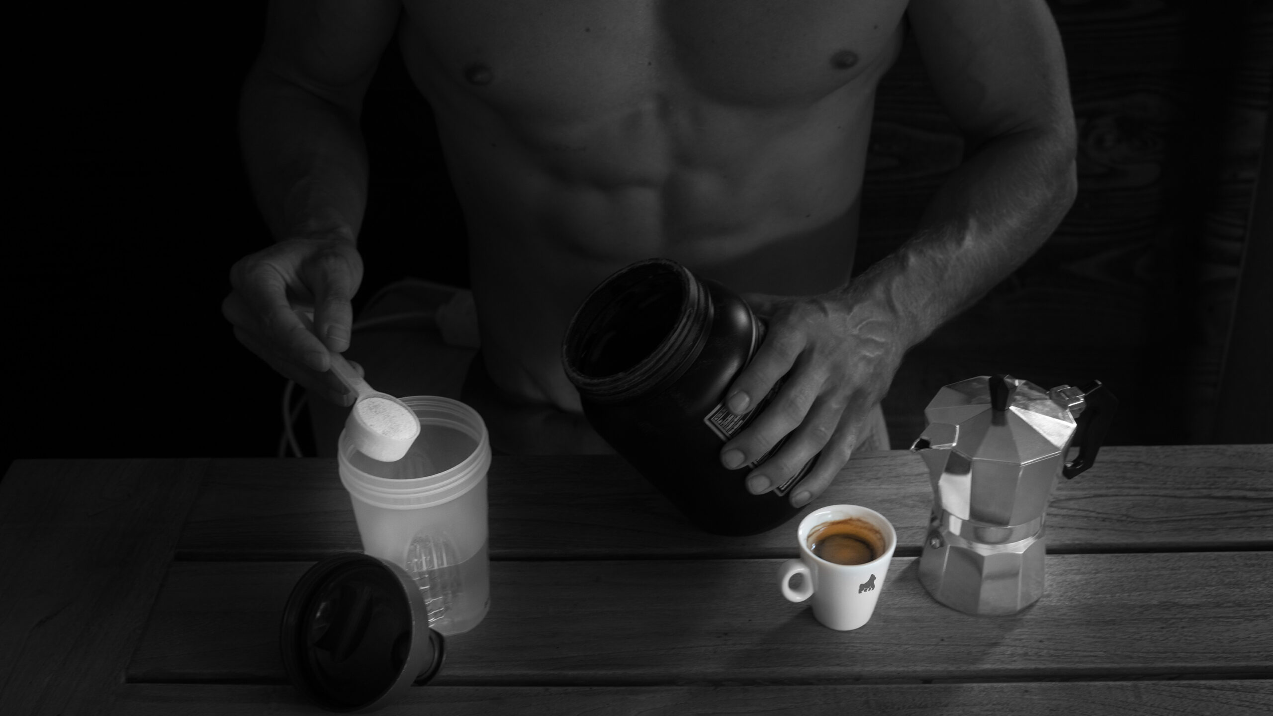 Cafeïne Showdown: Koffie vs. Pre-workout voor Training - Silverback Coffee